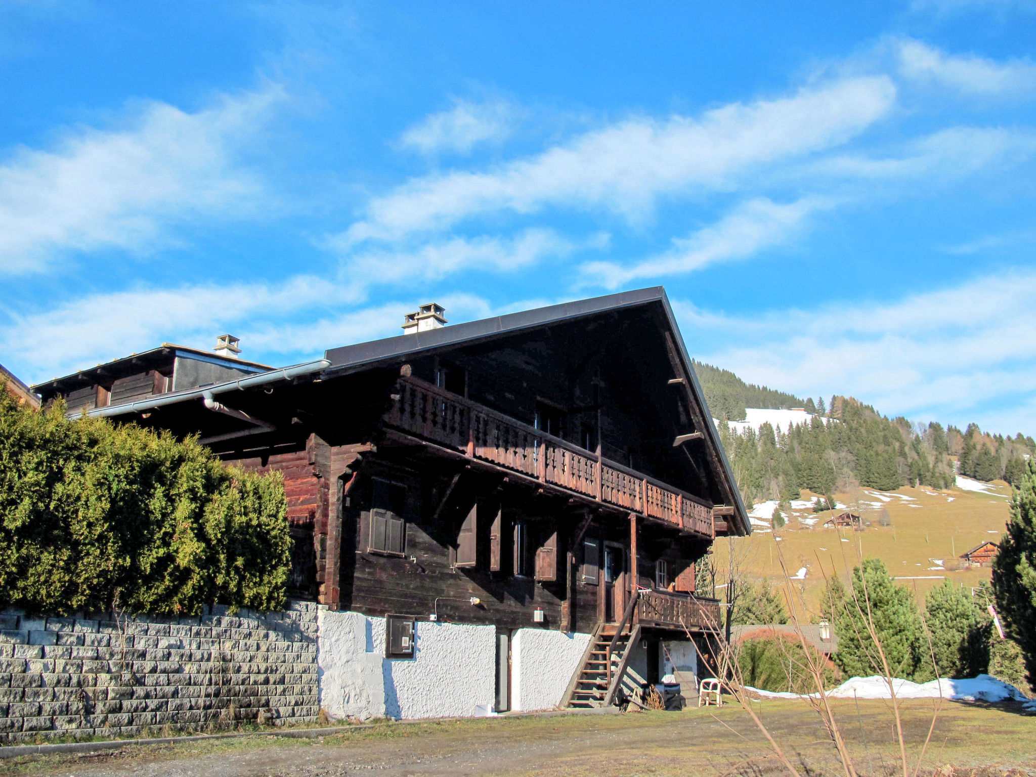 Chalet Anthamatten Rentals | Lake.com