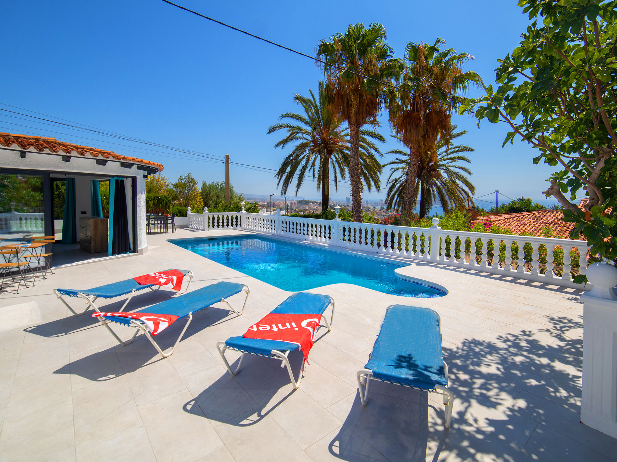 Estrella Azul Rentals | Lake.com