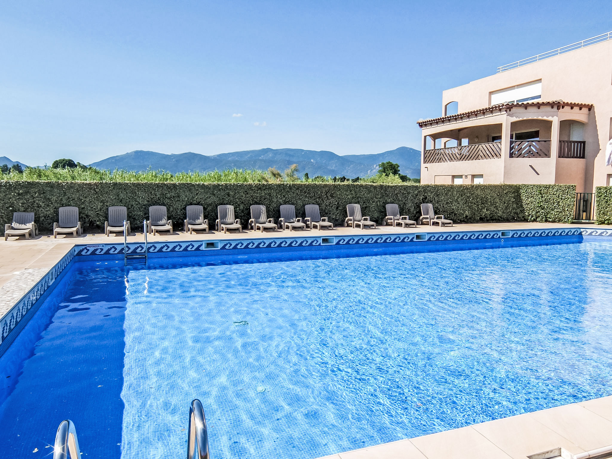Les Embruns Rentals | Lake.com