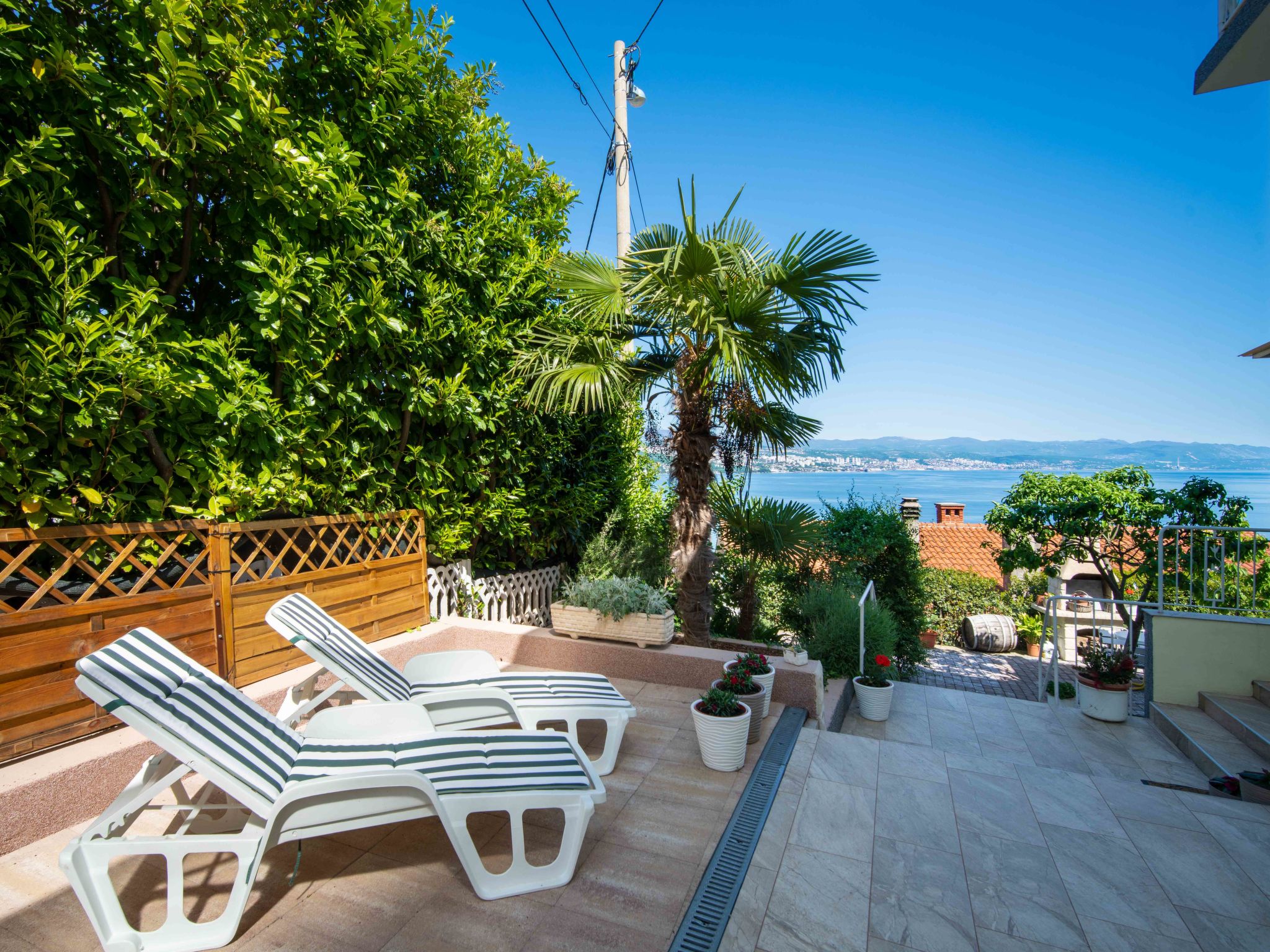 Bono Rentals | Lake.com