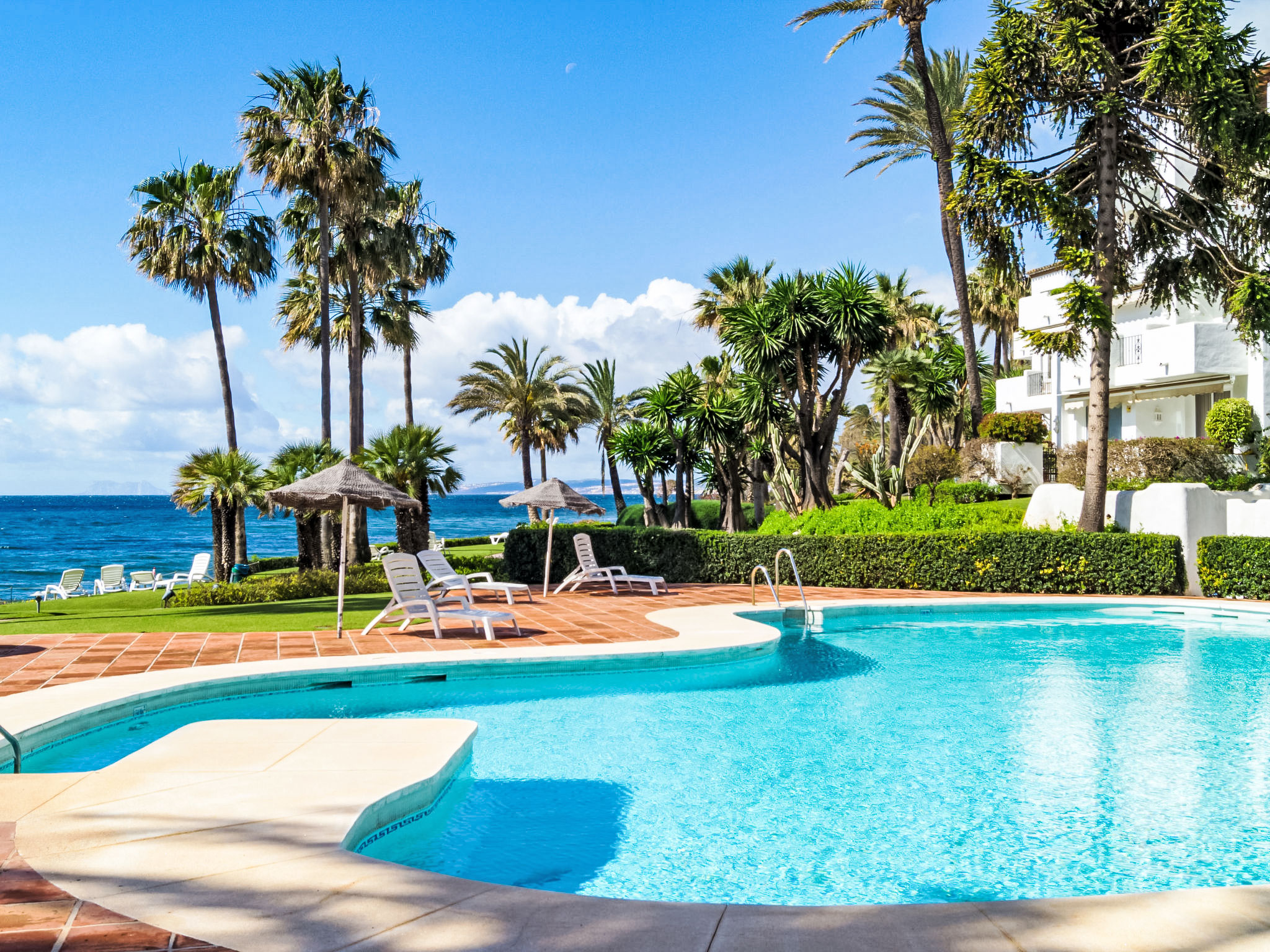 Alcazaba Beach Rentals | Lake.com