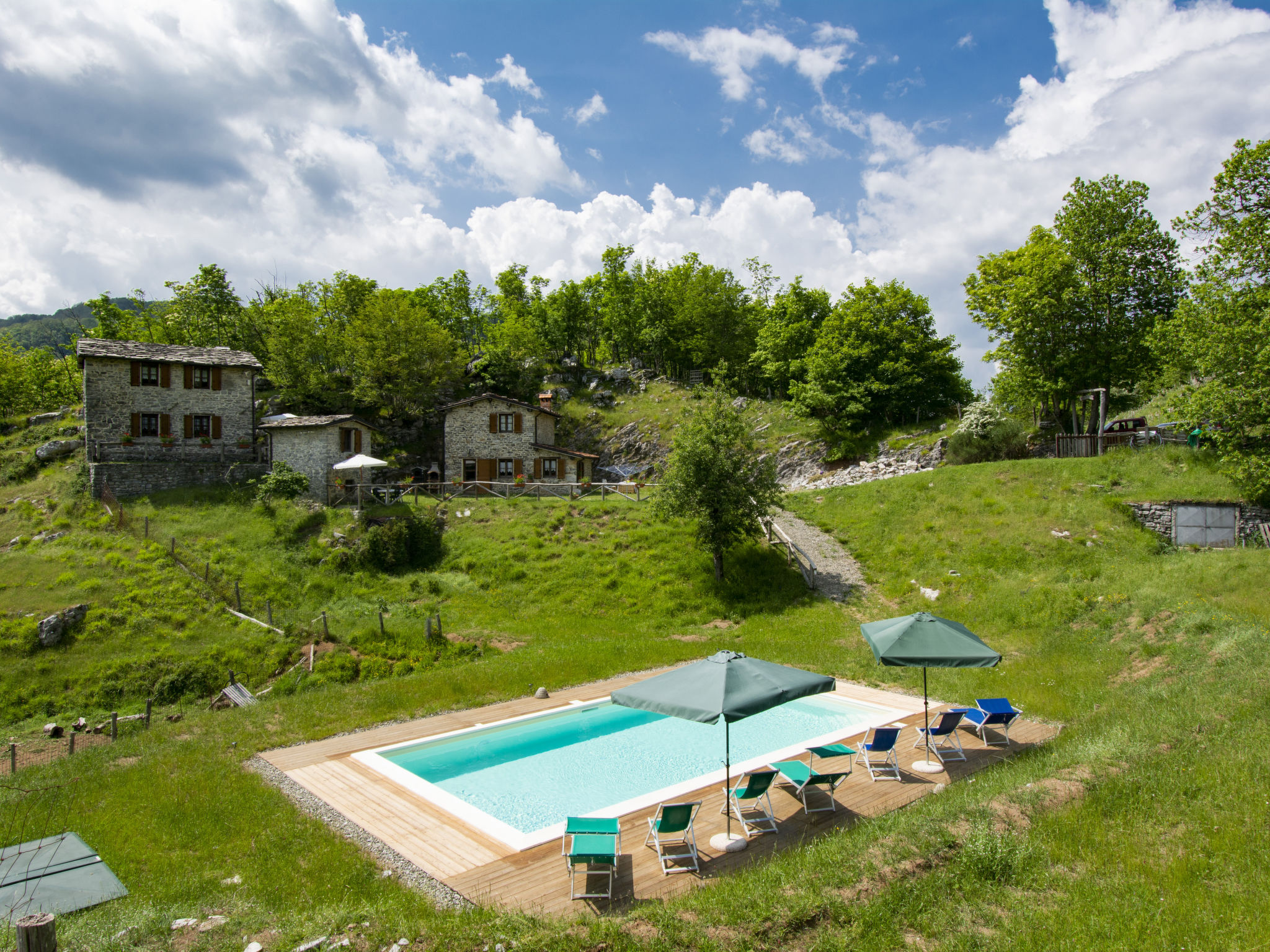 Paradiso I + II Rentals | Lake.com
