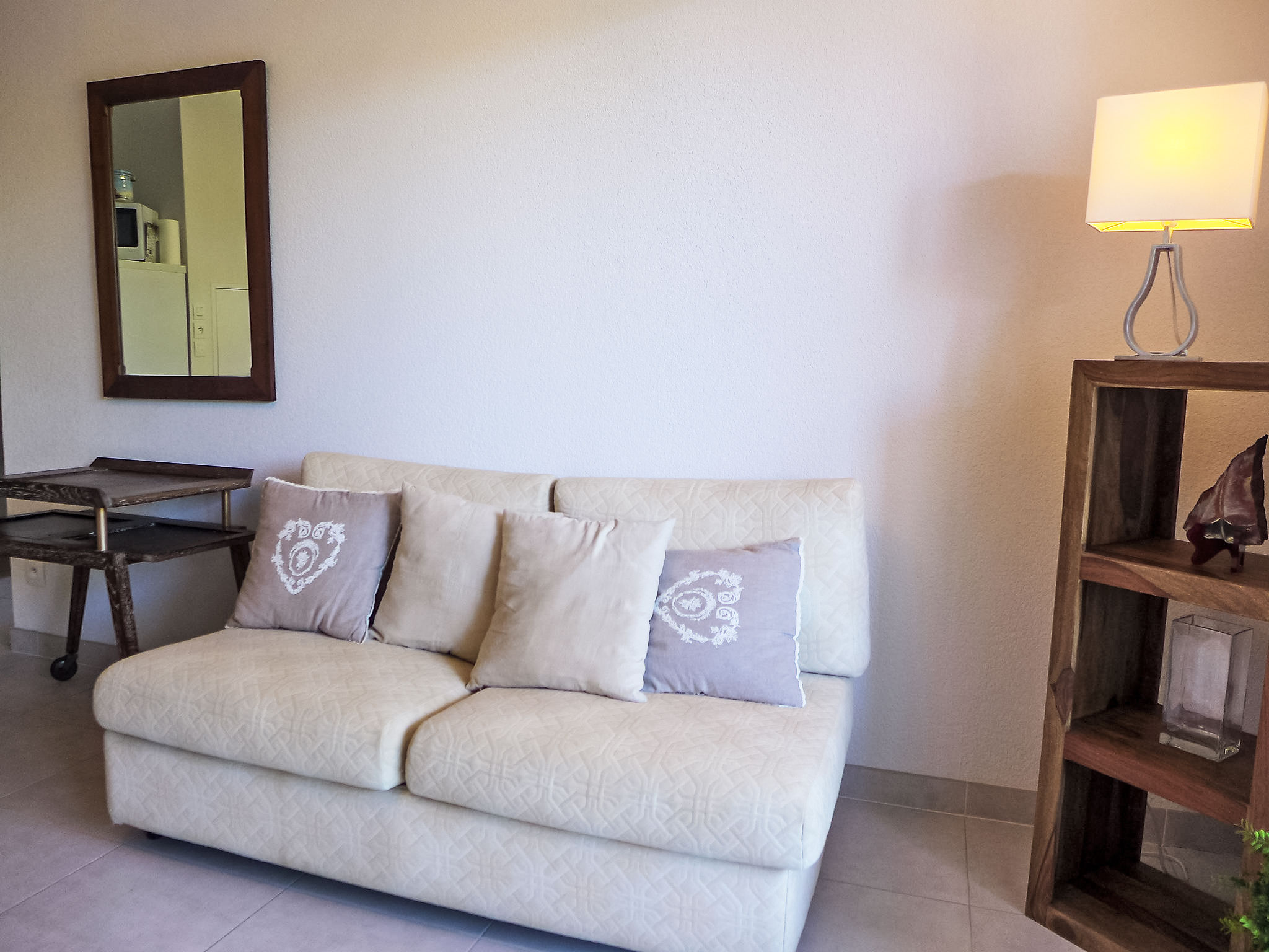Selvia Quetia Rentals | Lake.com