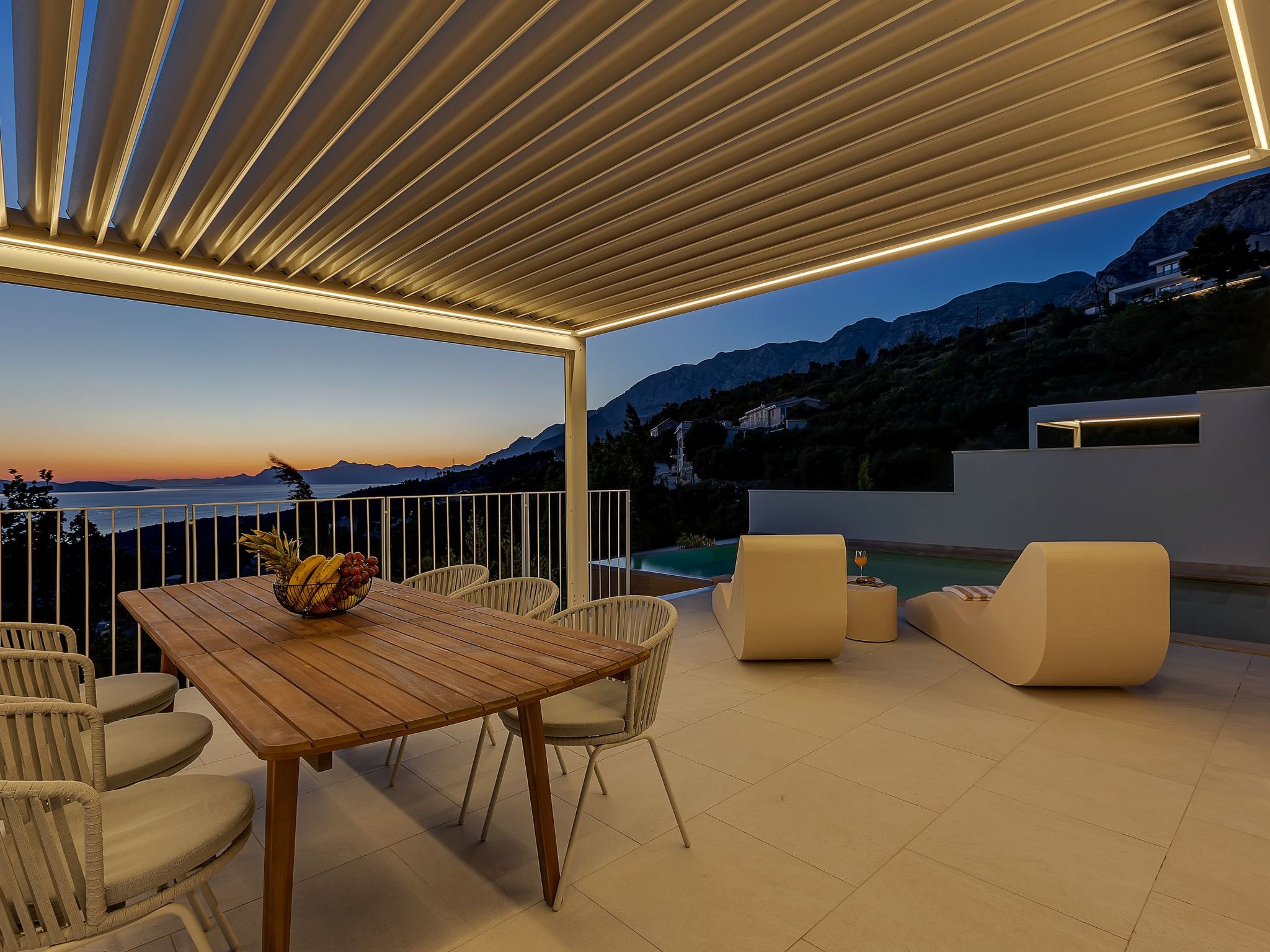 Villa Ester - Stunning View Rentals | Lake.com