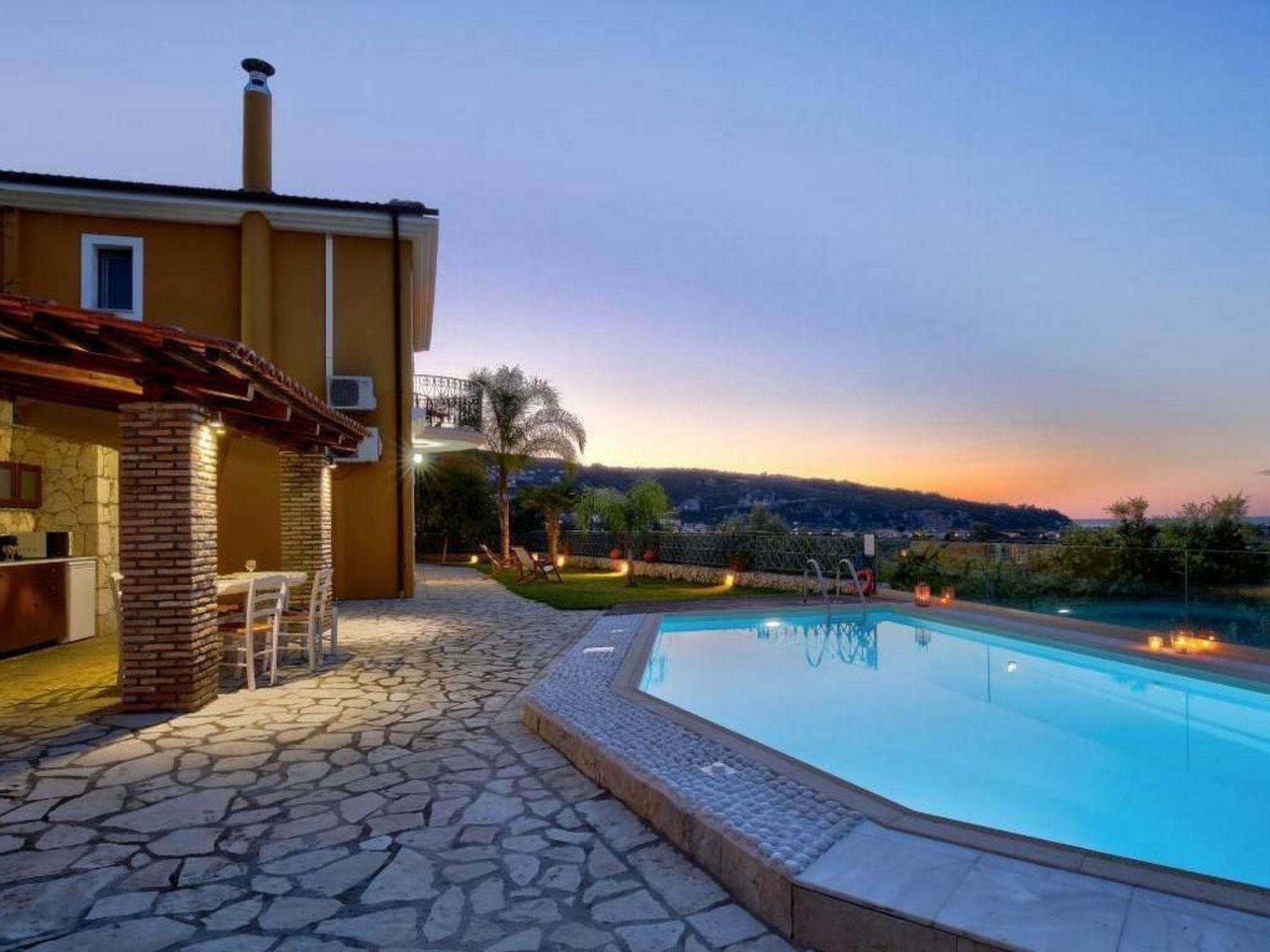 "Alea Resort" mit eigenem Pool Rentals | Lake.com