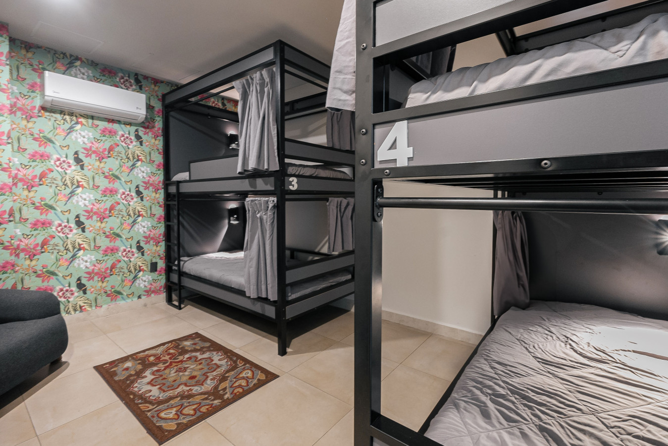 Top Bed in Men's Dormitory at Jungle Den Guesthous | Lake.com Rentals ...